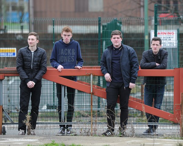 EP Review: Mosley Bar – “Another Record Sleeve” – ECLECTIC MUSIC LOVER