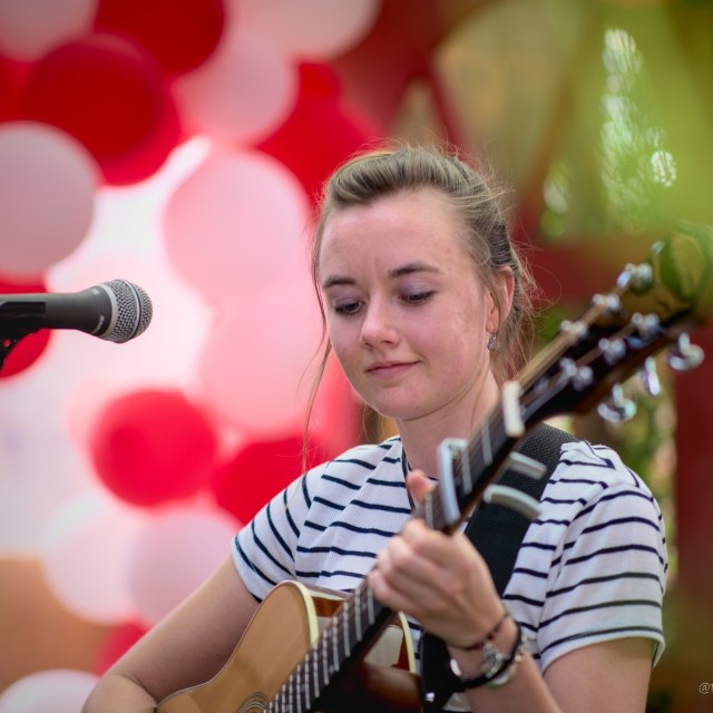 Drawing on Scars & Jodie Reid – Album Review: “A Bridge Across the Sea ...