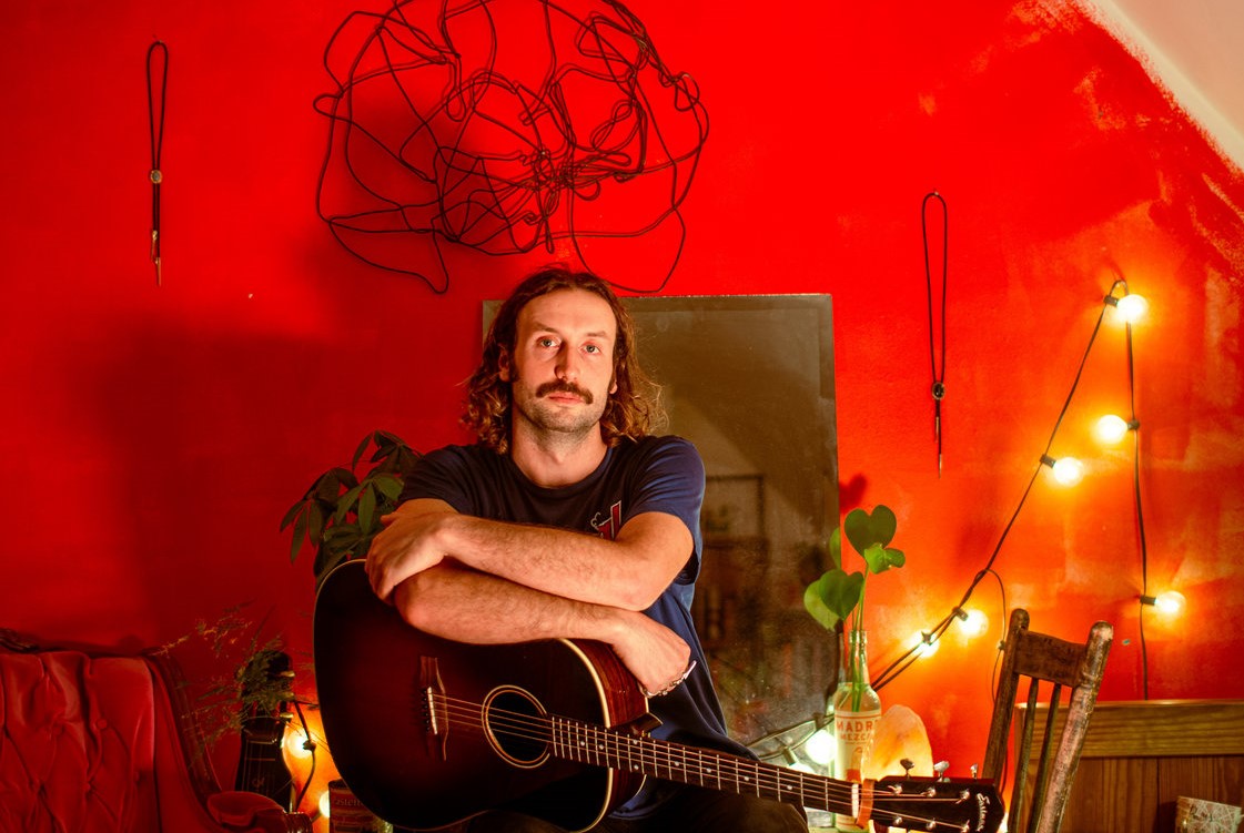 PHILLIP VONESH – Single Review: “Fly Over State” – ECLECTIC MUSIC LOVER